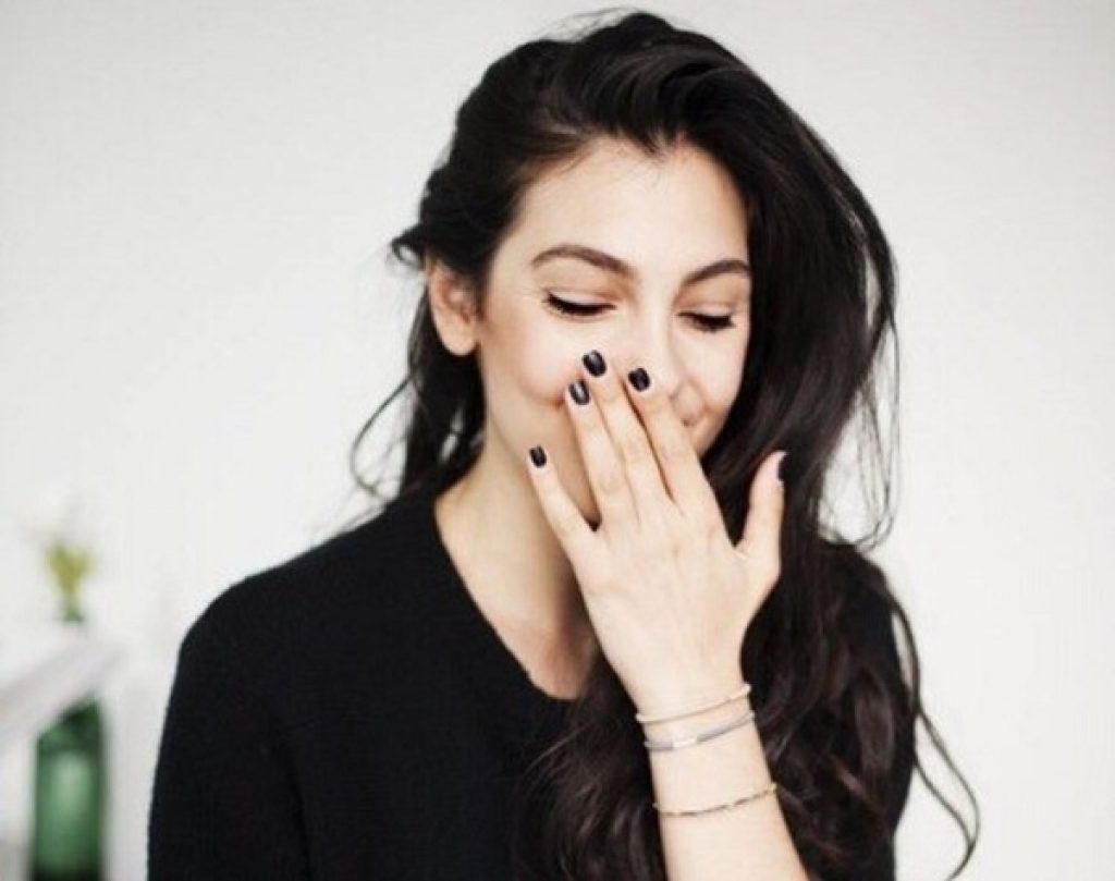 Description Tinder : 30 exemples de bio qui cartonnent